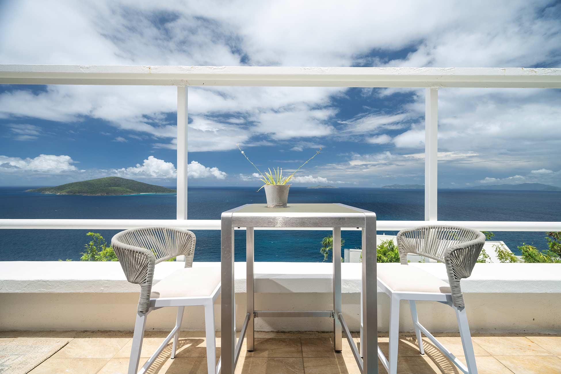 Vista Luna Vacation Rental | BlueSalt Properties